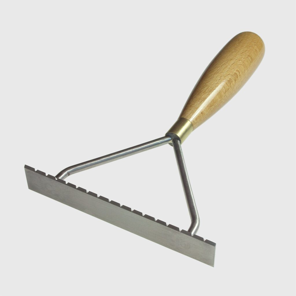 Straight Rake w/Teeth #15 - Kochi